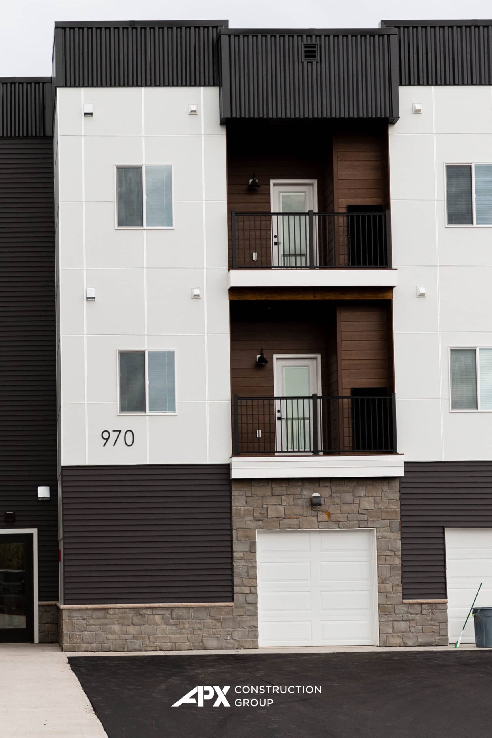 Build An Apartment Complex In 10 Steps: A Guide